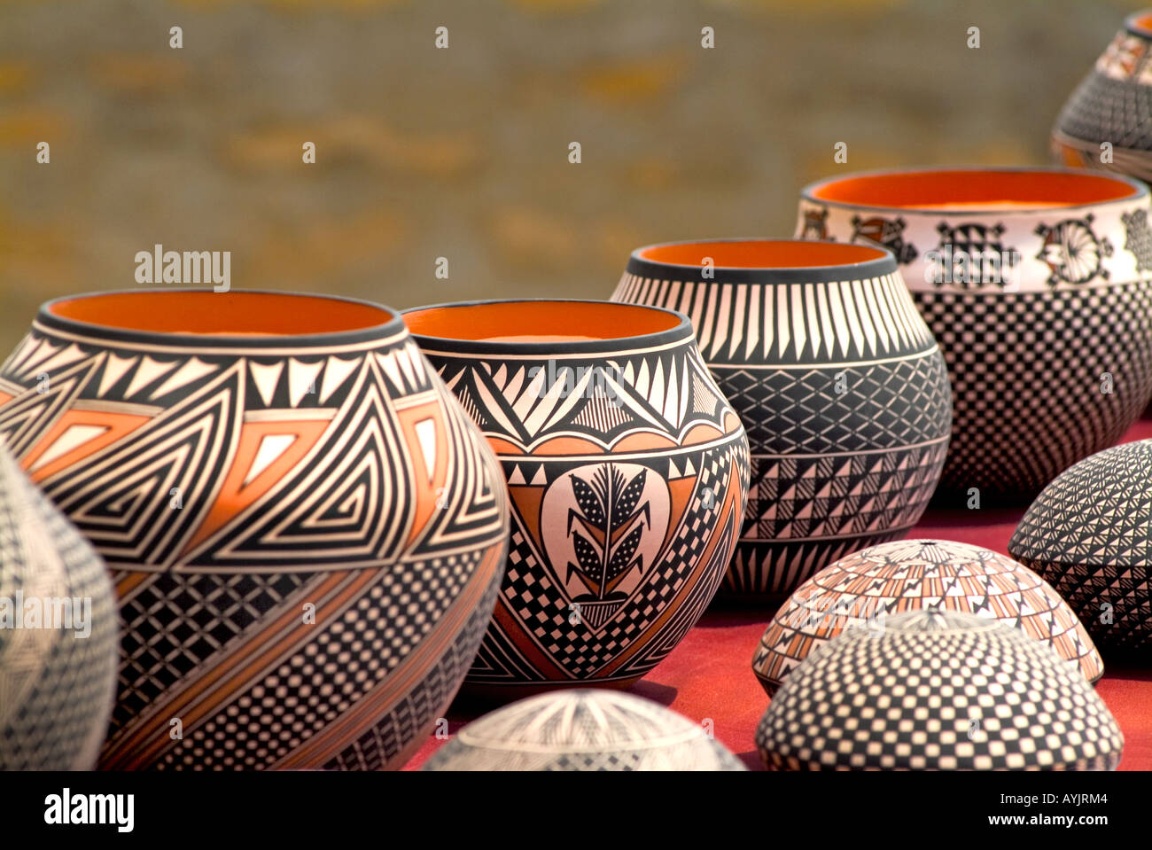 Mexican pottery hi-res stock photography and images - Alamy
