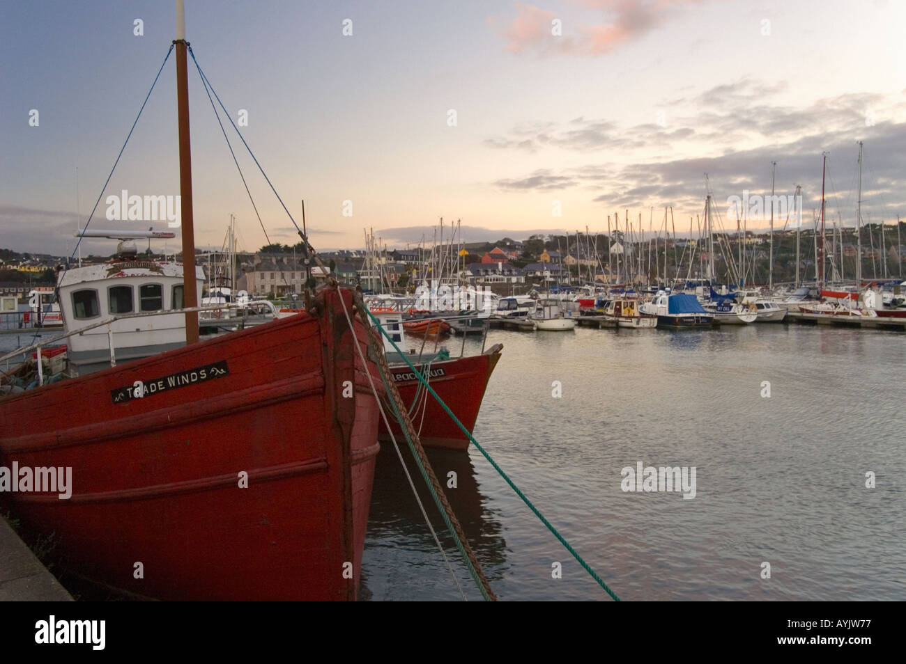 Fishing boats kinsale hi-res stock photography and images - Alamy