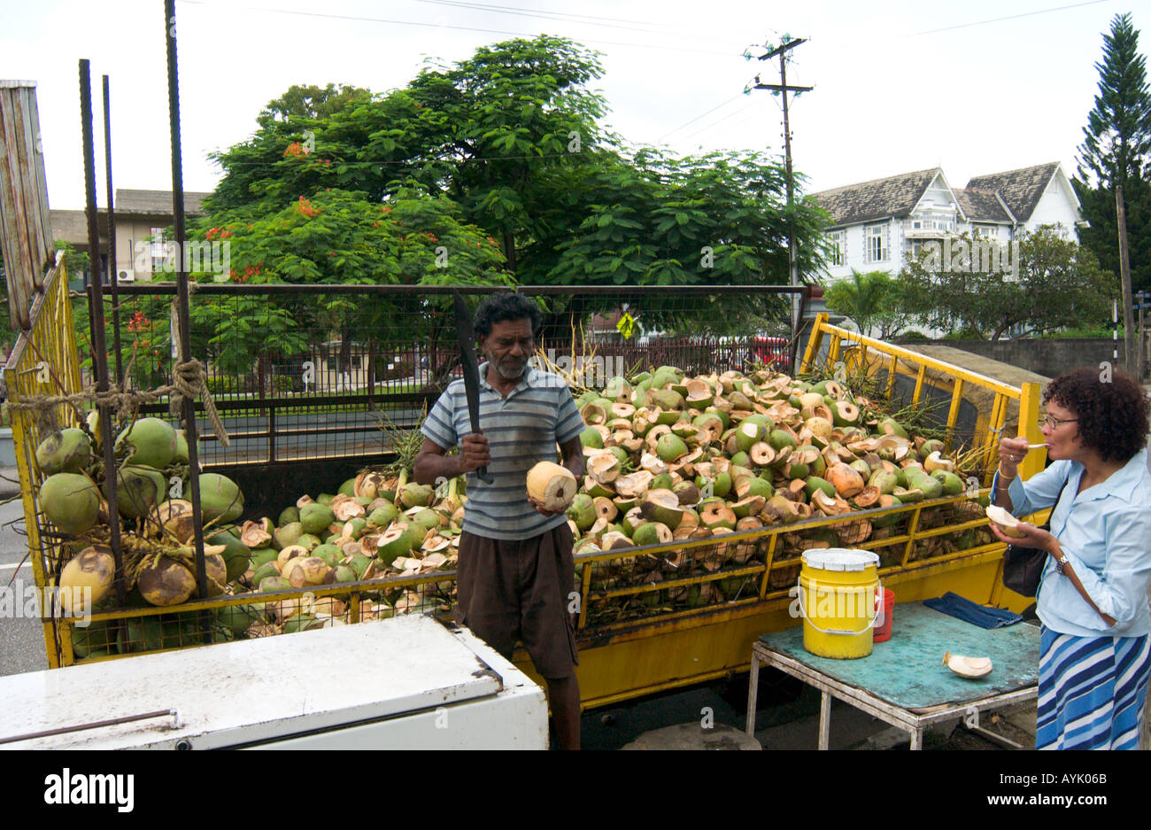 Coconut vendor trinidad hi-res stock photography and images - Alamy