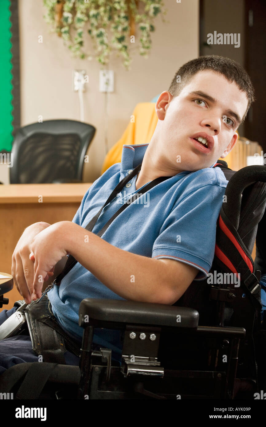 Physicallyhandicapped hi-res stock photography and images - Alamy