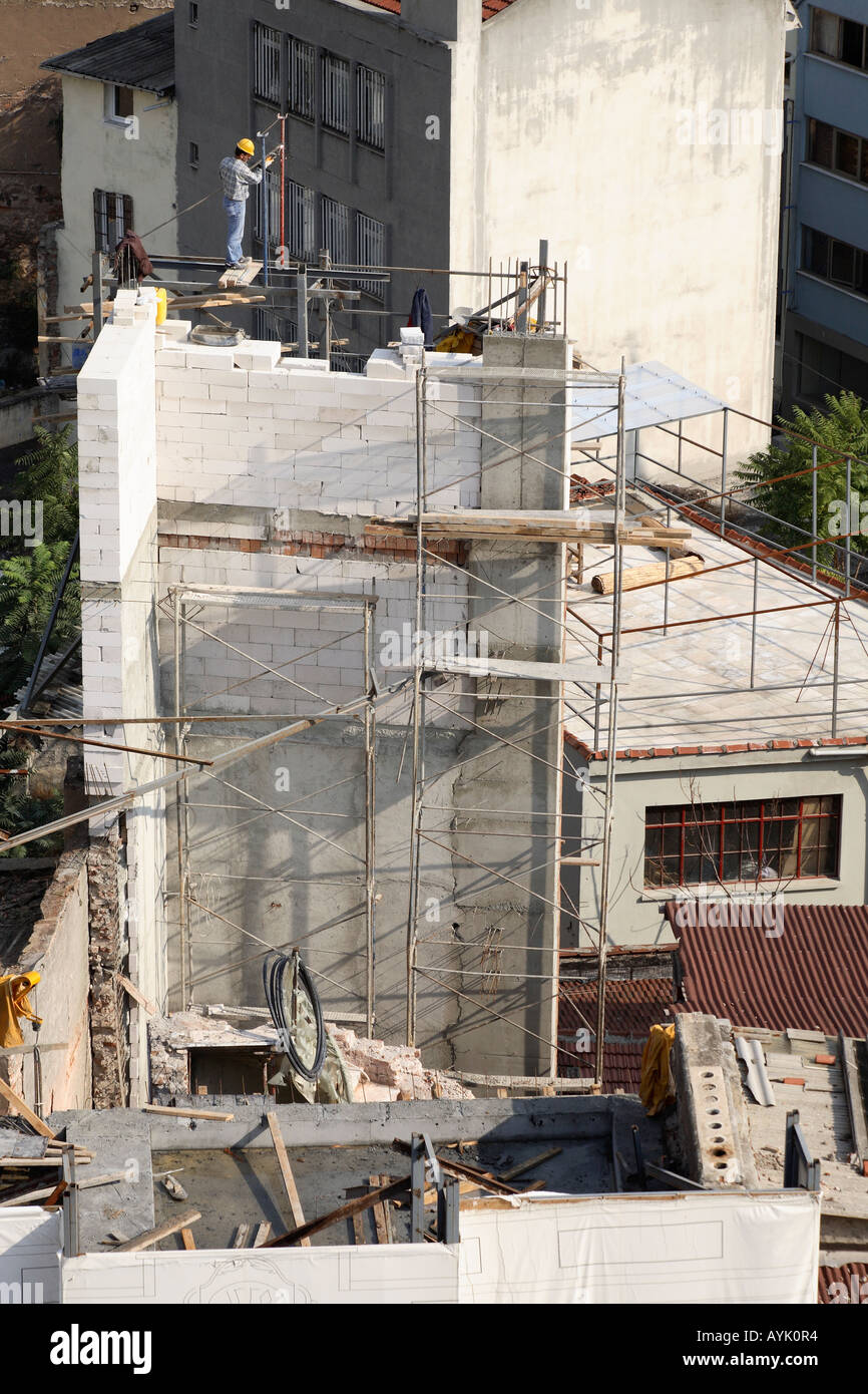 Construction worker at height hi-res stock photography and images - Alamy