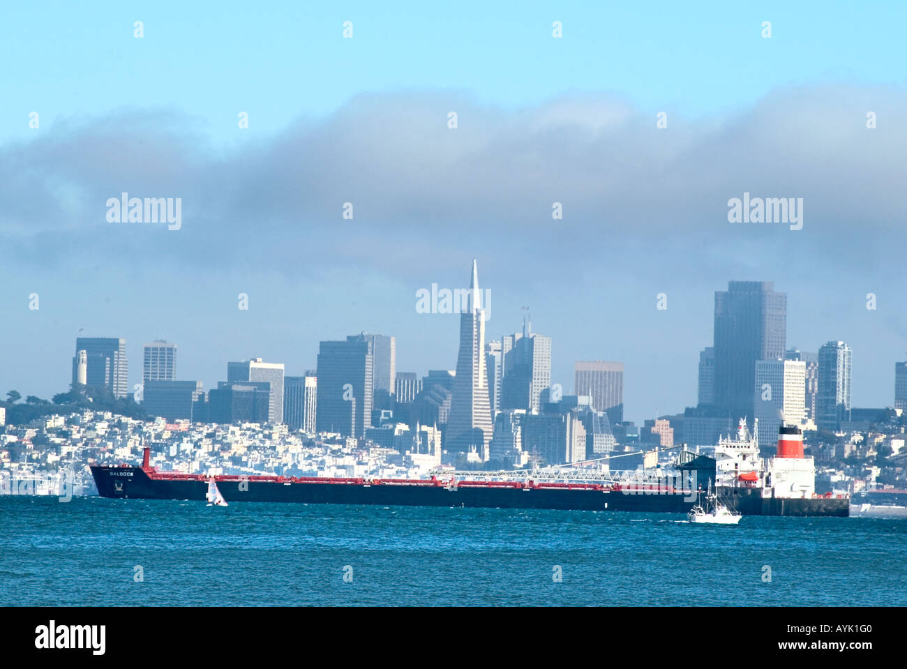 Oil tanker san francisco bay hi-res stock photography and images - Alamy