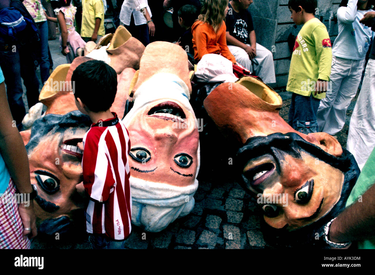 Giant heads spain hi-res stock photography and images - Alamy