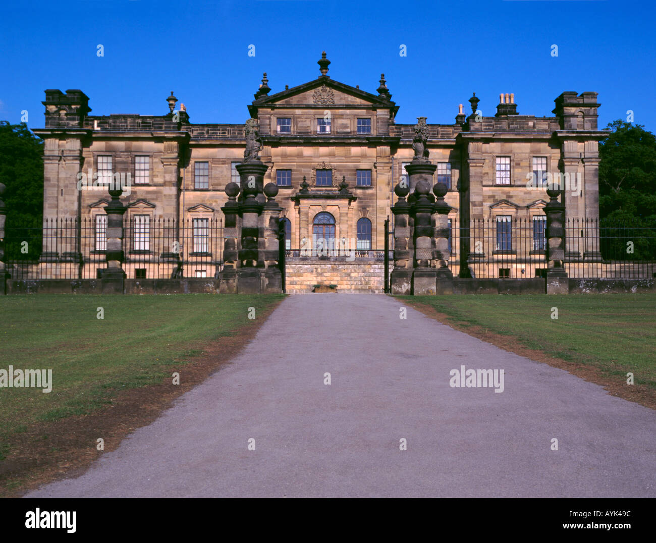Duncombe park mansion hi-res stock photography and images - Alamy