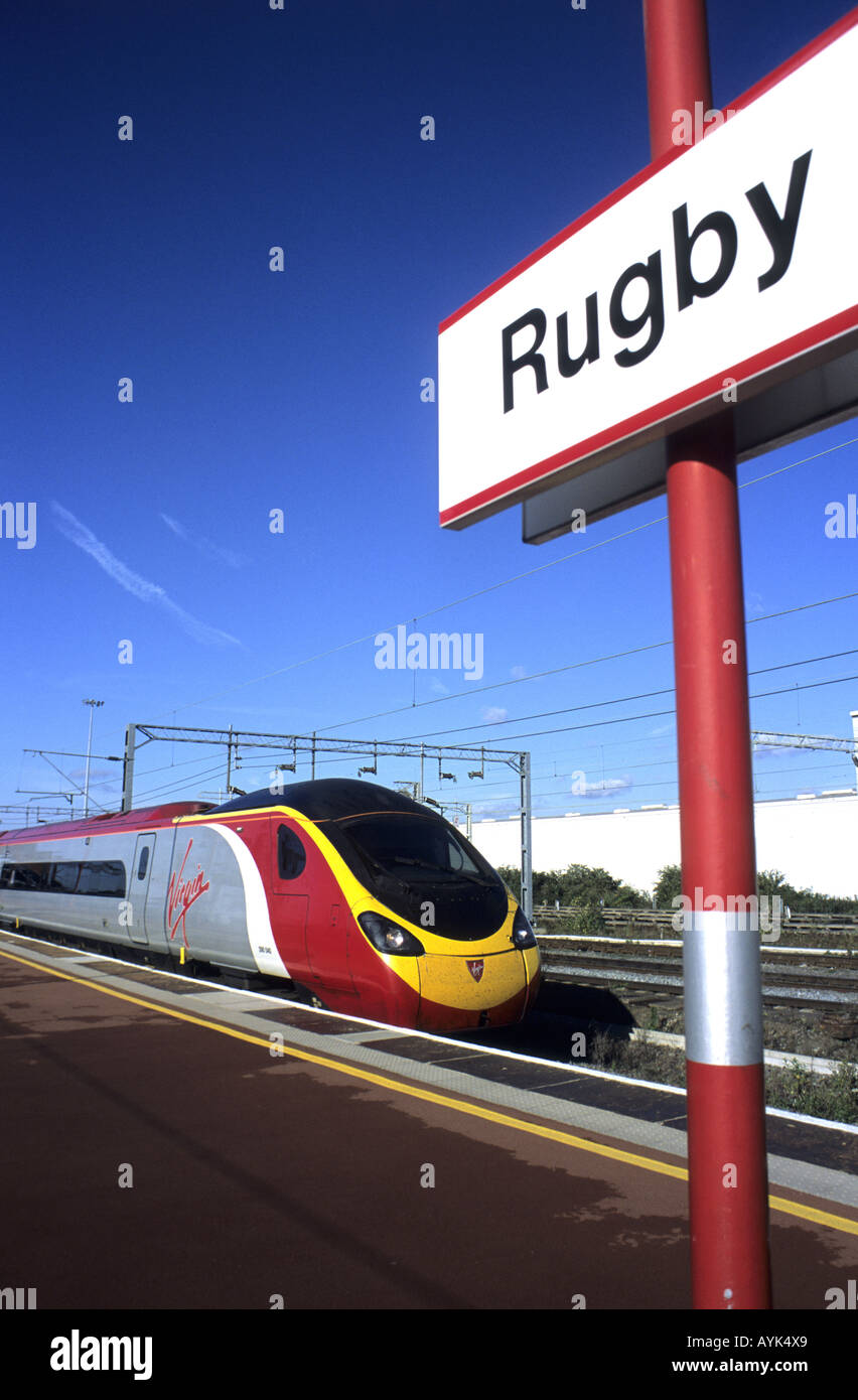 Virgin Trains Pendolino electric train at Rugby station, Warwickshire ...