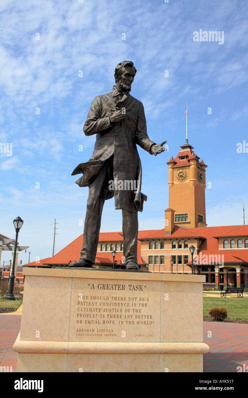 Inspirational statue of Abraham Lincoln Stock Photo - Alamy