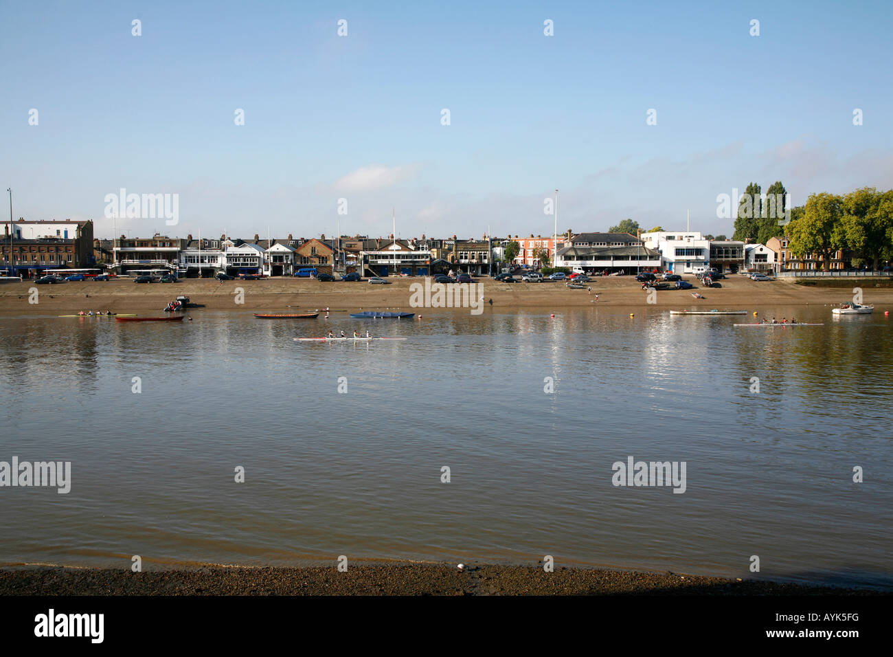 Putney Embankment High Resolution Stock Photography and Images - Alamy