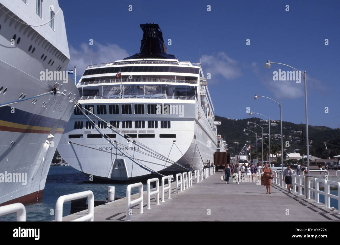St Thomas Charlotte Amalie port & quayside with cruise ship passengers ...