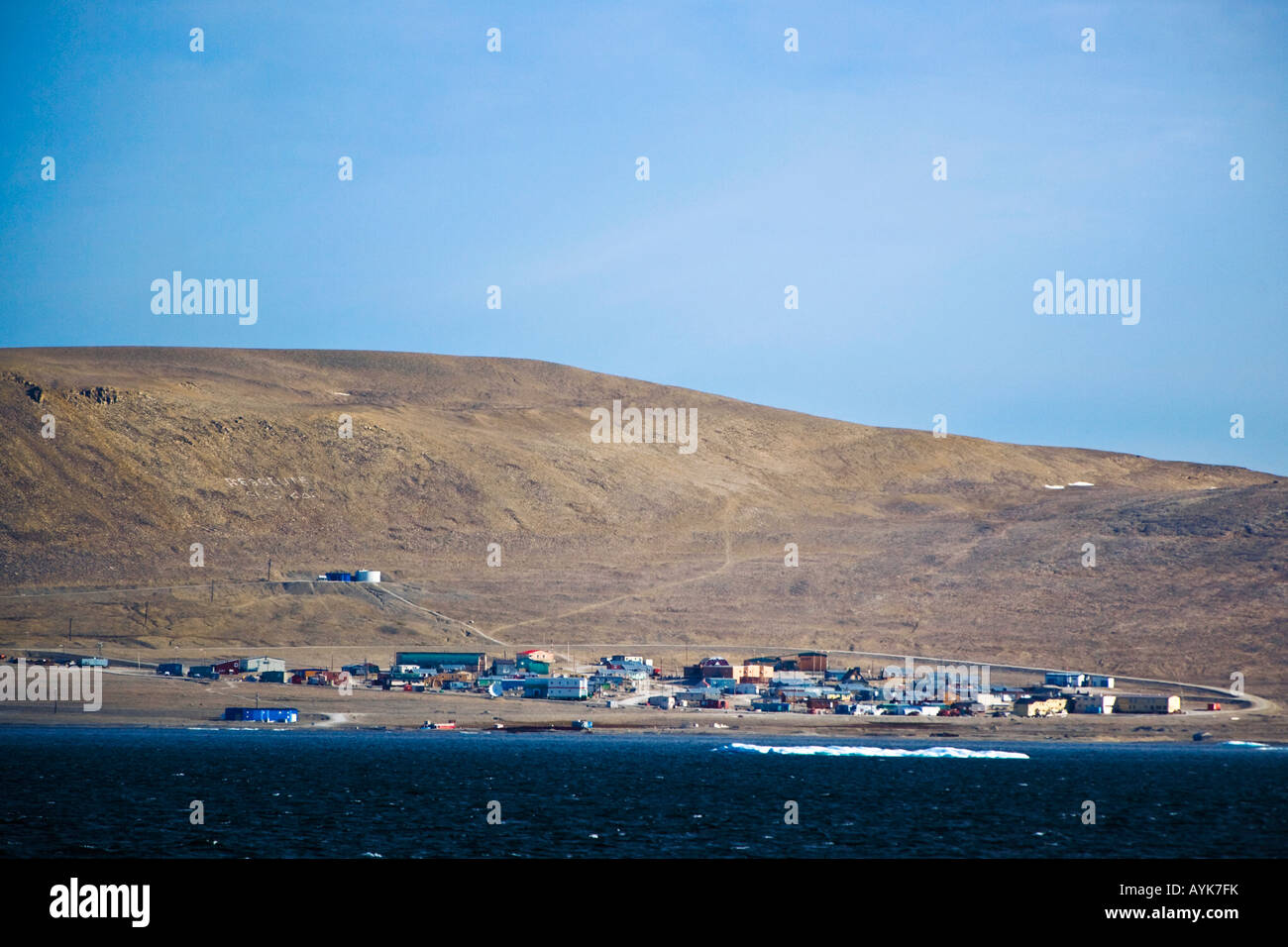 A northern village, Nunavut, Canada Stock Photo - Alamy