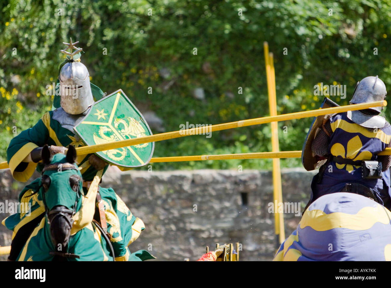 Jousting shield hi-res stock photography and images - Alamy