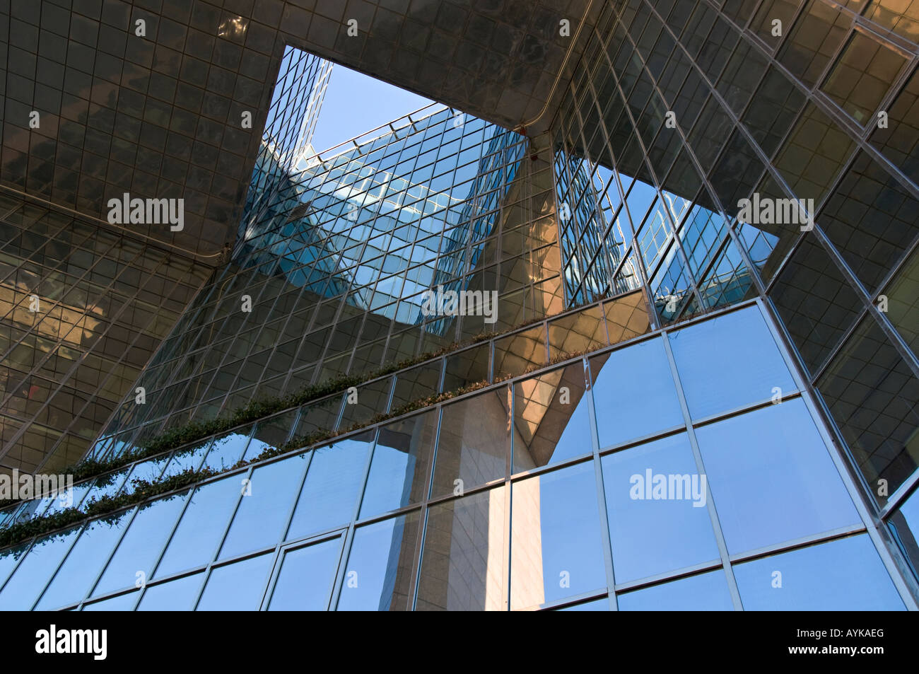 Bonnington bridge hi-res stock photography and images - Alamy