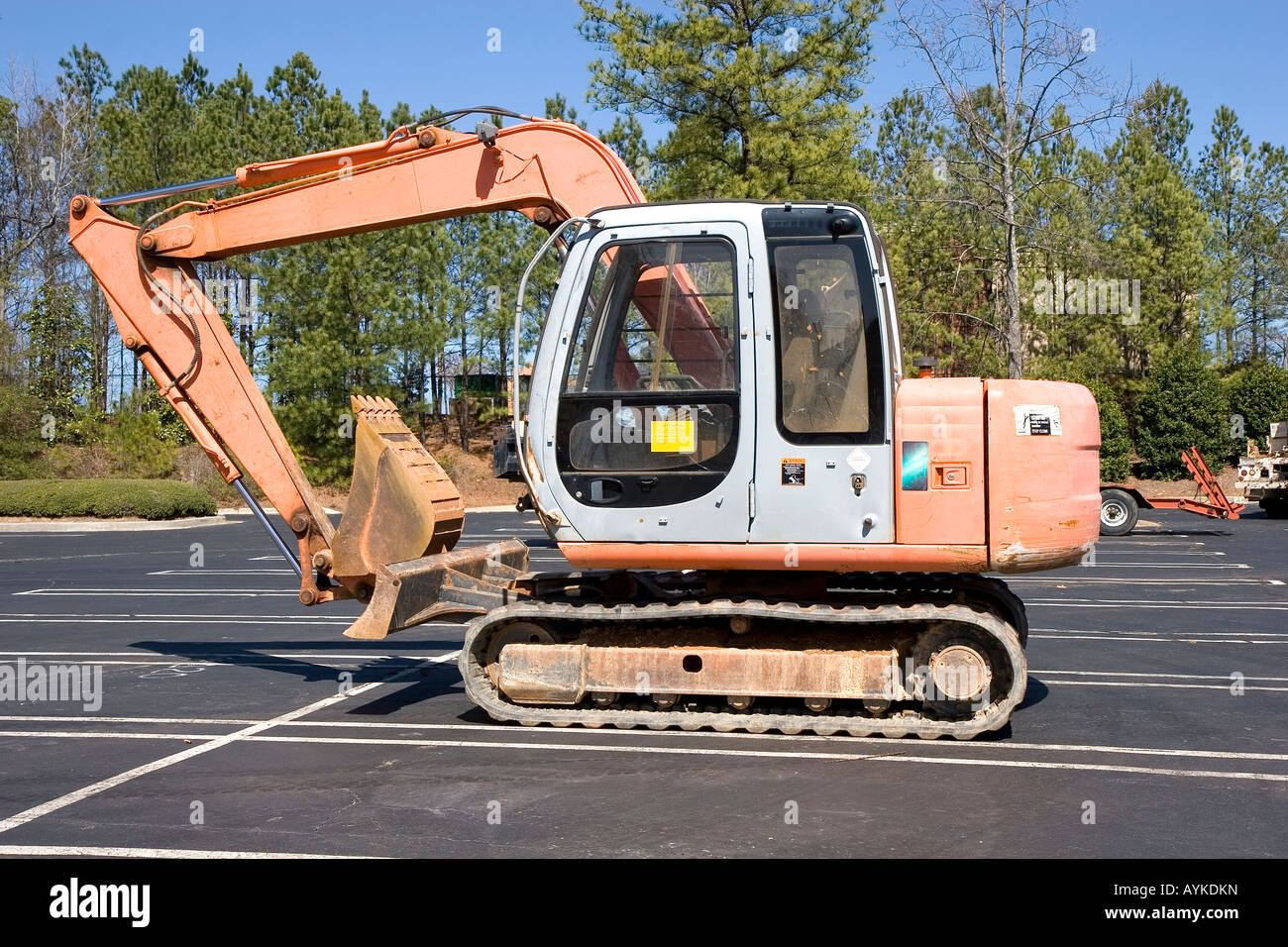 Orange front end loader construction hi-res stock photography and ...