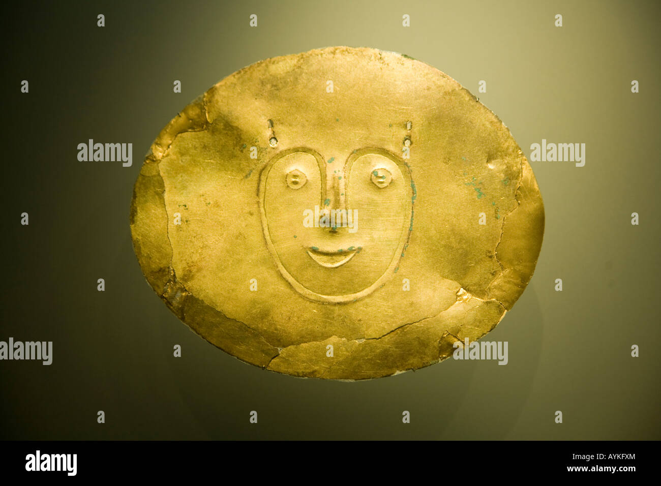 Precolombian disc hi-res stock photography and images - Alamy