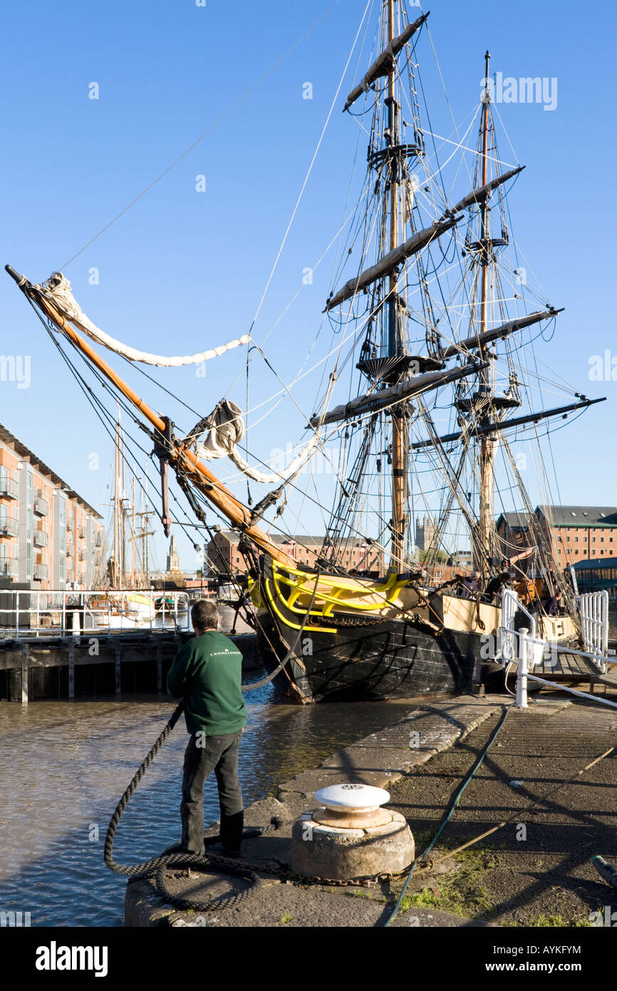Sailing ships 1800s hi-res stock photography and images - Alamy