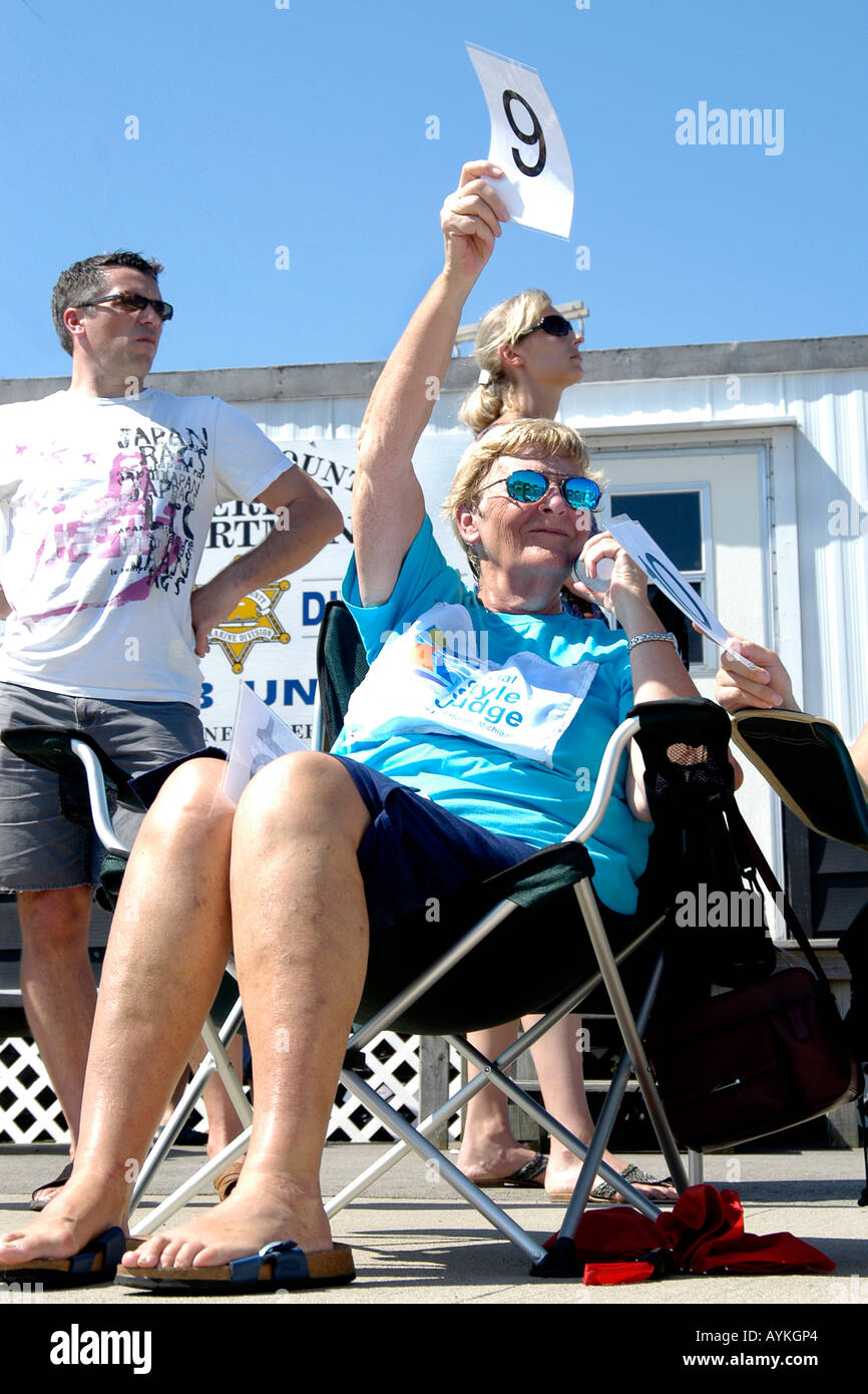 Bathing beauty contest hi-res stock photography and images - Alamy