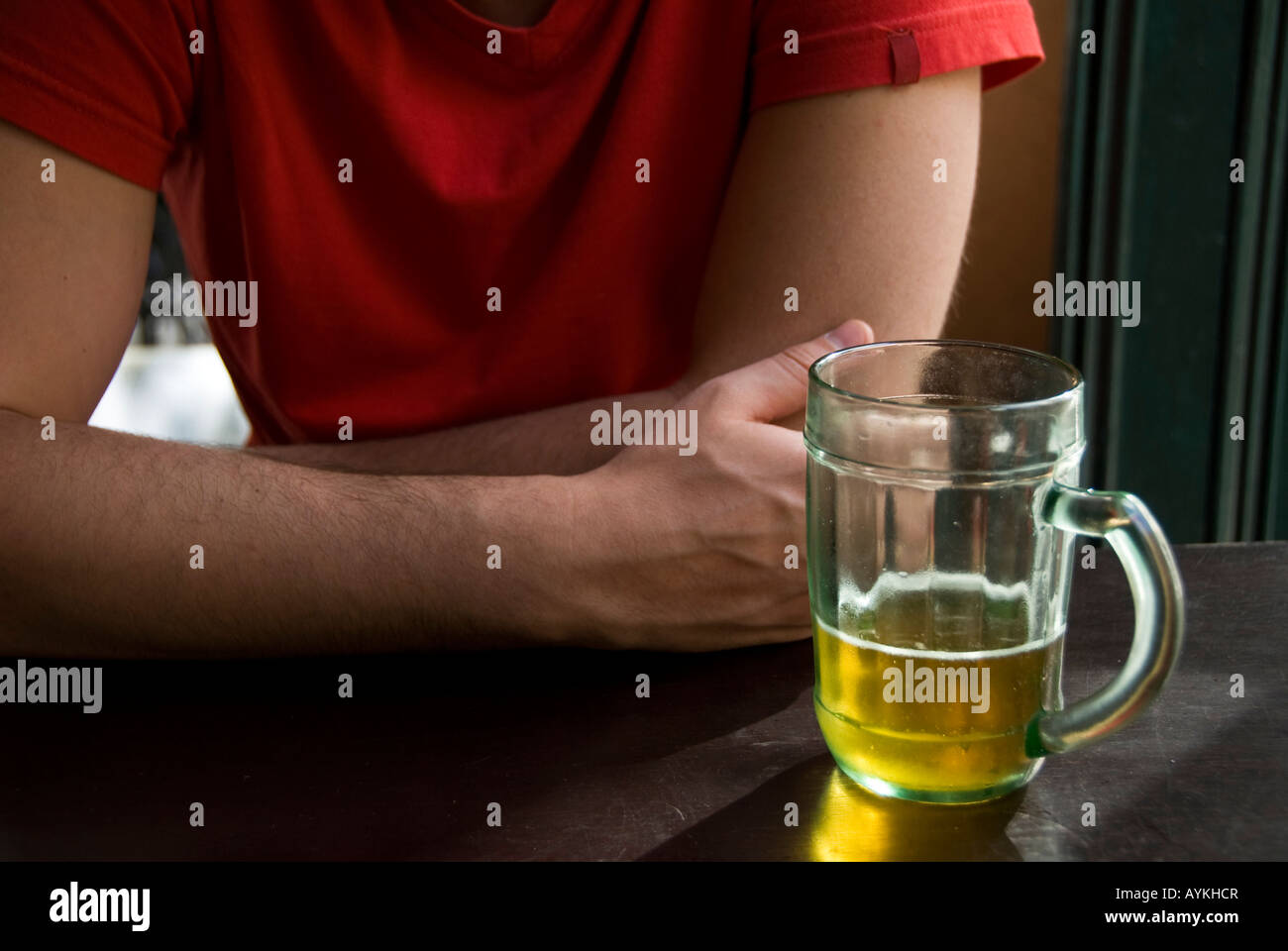 Pub drinking ale young men hi-res stock photography and images - Alamy