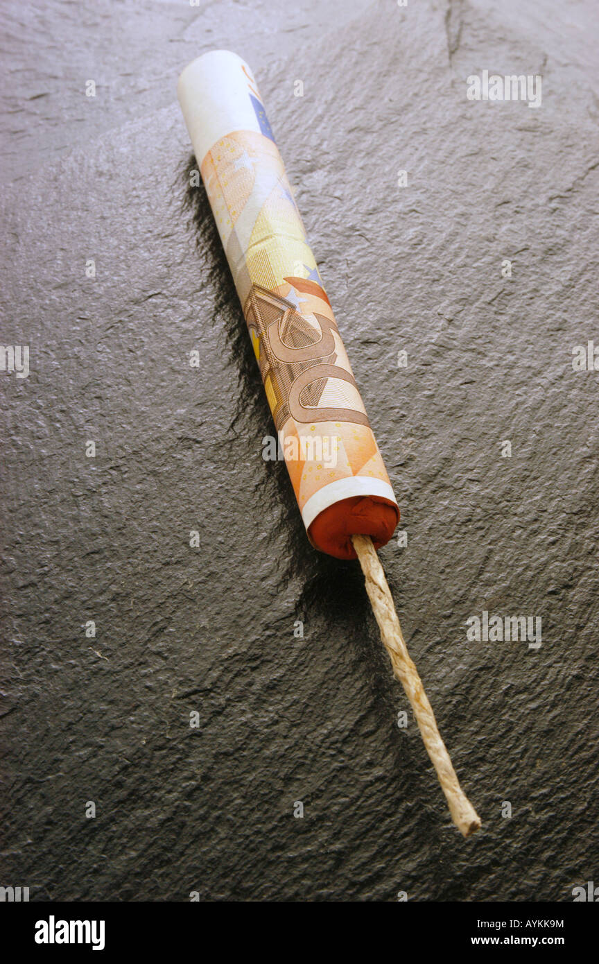 Petardo esplosivo hi-res stock photography and images - Alamy