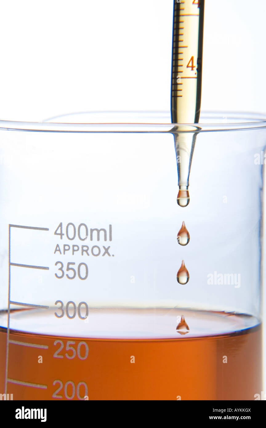 Crude oil liquid dripping hi-res stock photography and images - Alamy