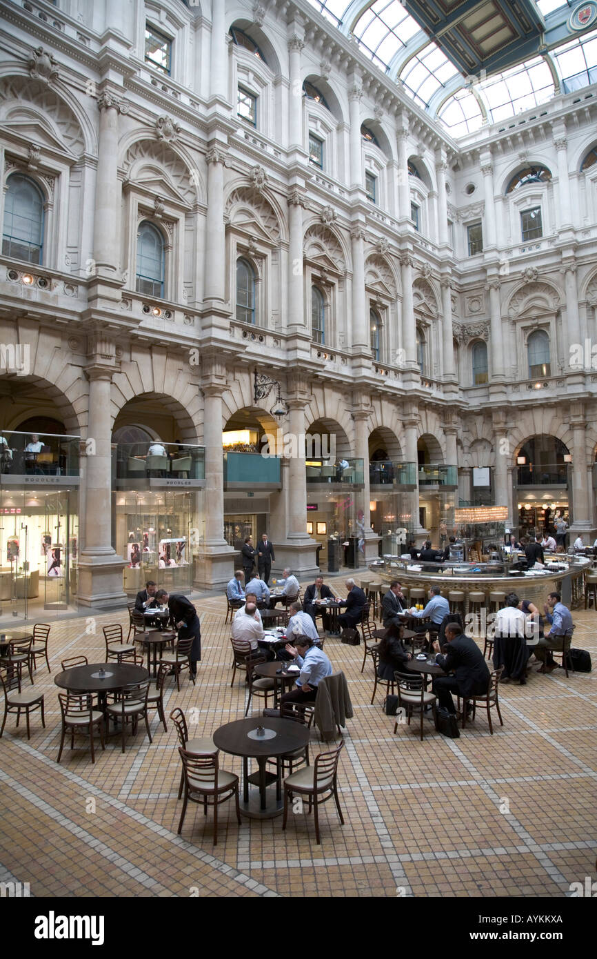 Cafe in royal exchange hi-res stock photography and images - Alamy
