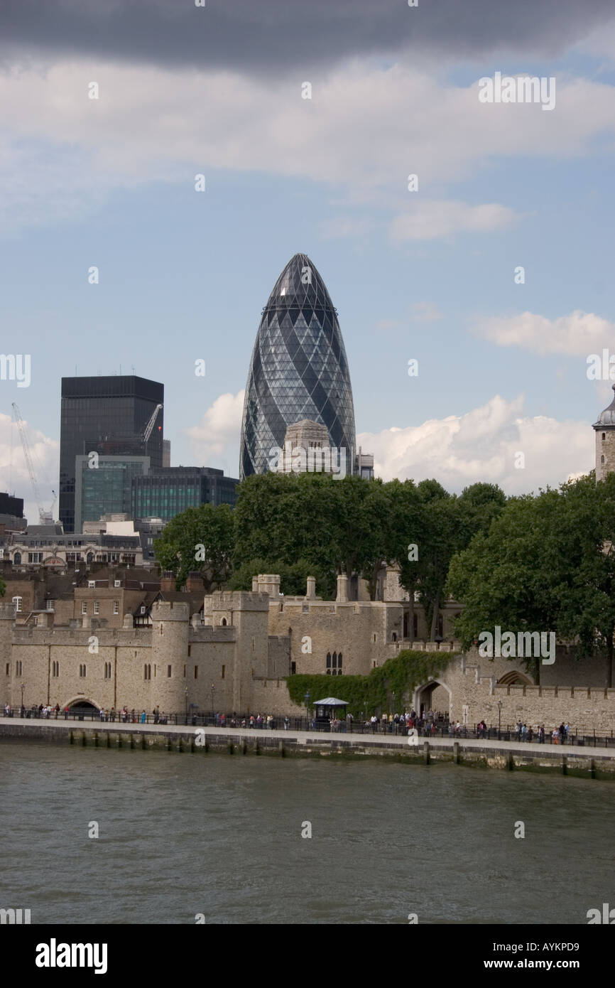 Swiss building known gherkin architect hi-res stock photography and ...