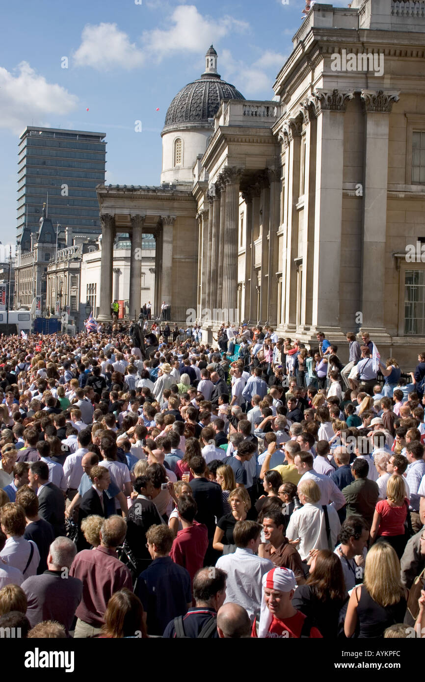 Crowd jubilation hi-res stock photography and images - Alamy