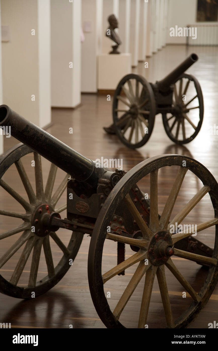 Period cannons hi-res stock photography and images - Alamy