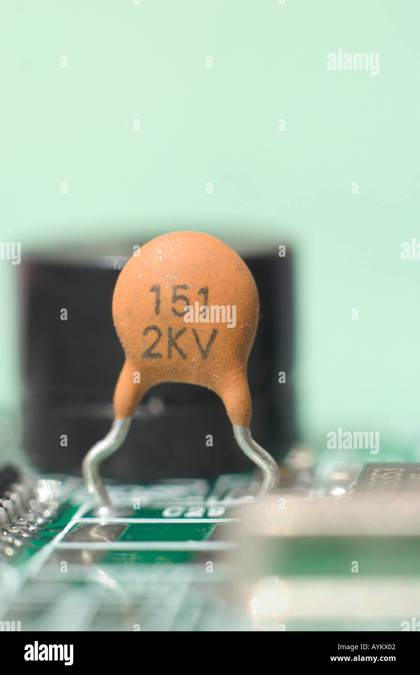 Capacitor charge hi-res stock photography and images - Alamy