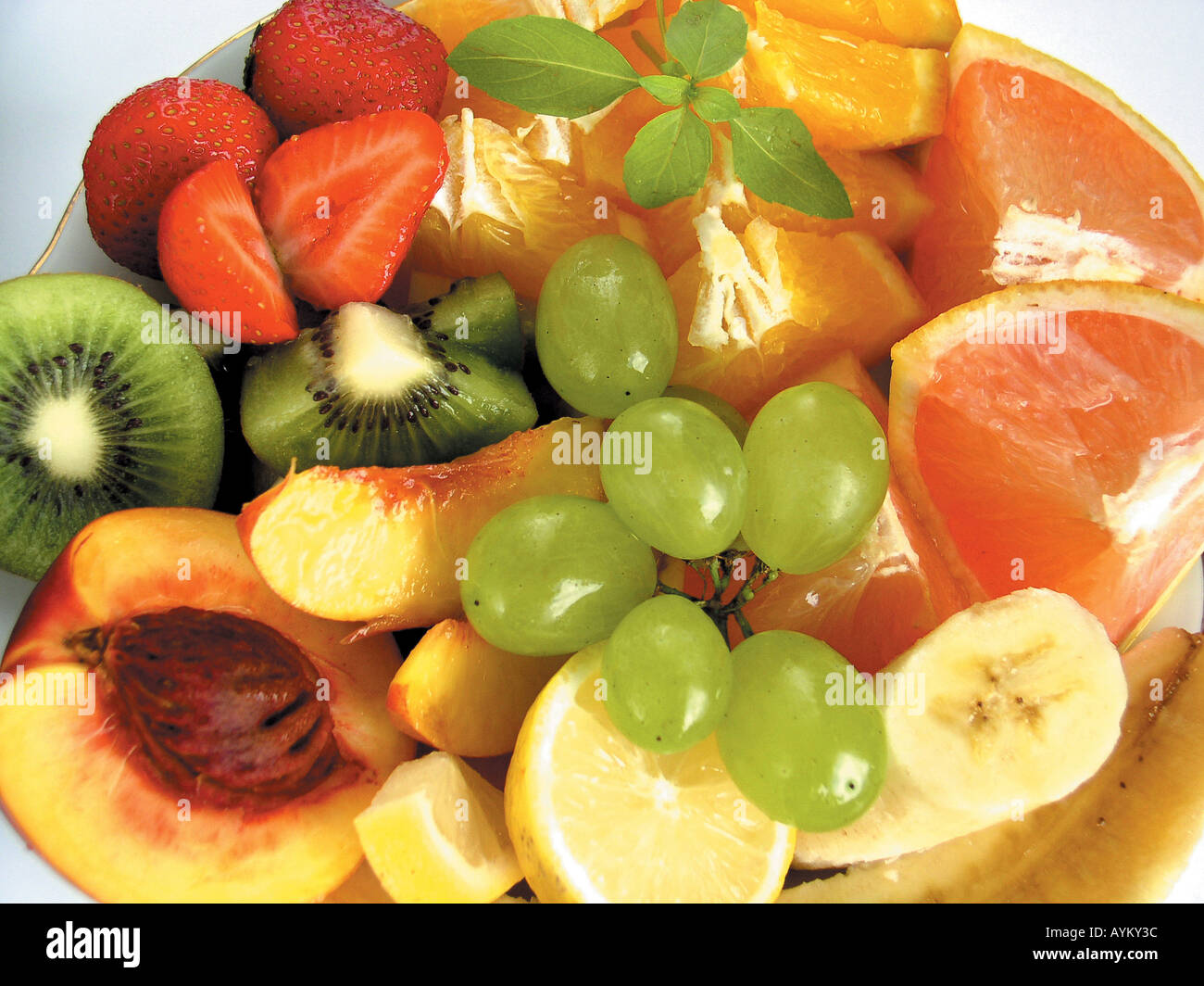 Fruchtsalat hi-res stock photography and images - Alamy