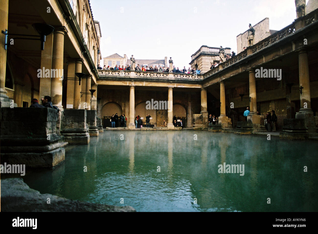 Ancient romans bathing hi-res stock photography and images - Alamy