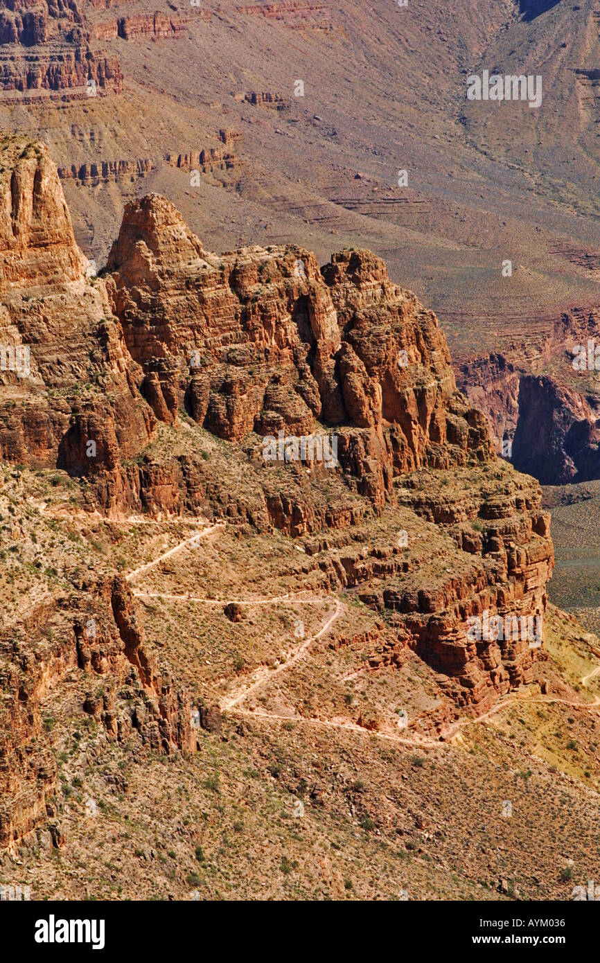 Hiking down the Bright Angel trail in the Grand Canyon National Park ...