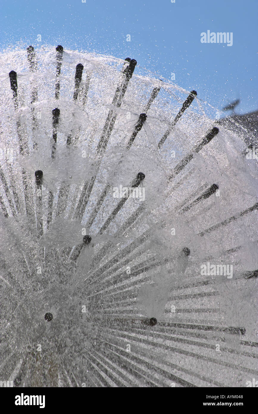 Water sprout fountain hi-res stock photography and images - Alamy