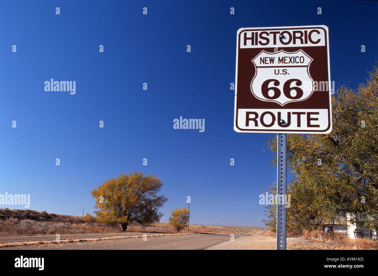 Route 66 sign near Glenrio New Mexico Stock Photo - Alamy