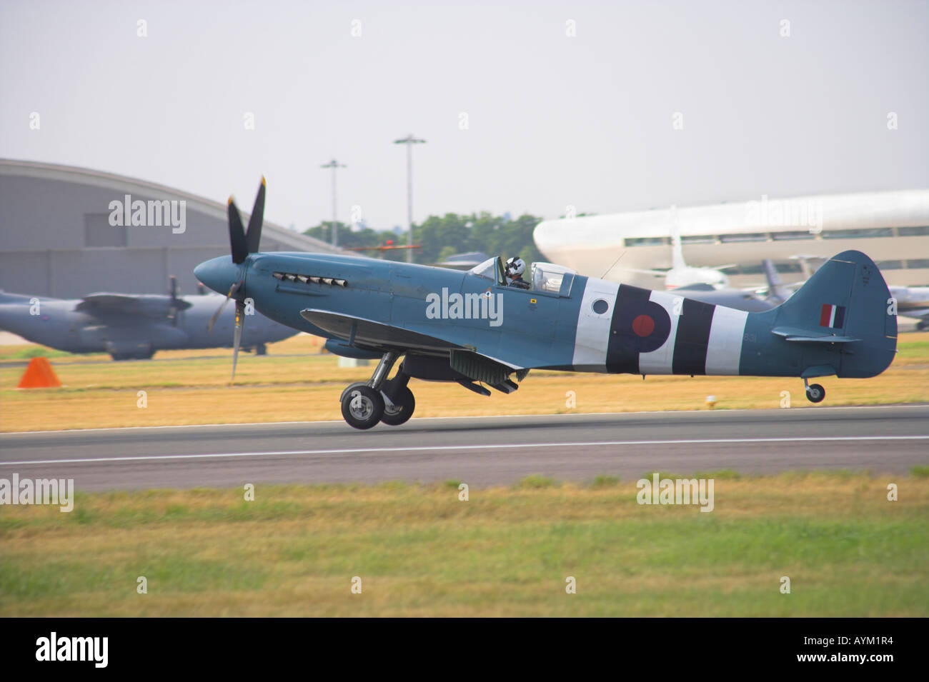 Spitfire pr mk xix almost hi-res stock photography and images - Alamy