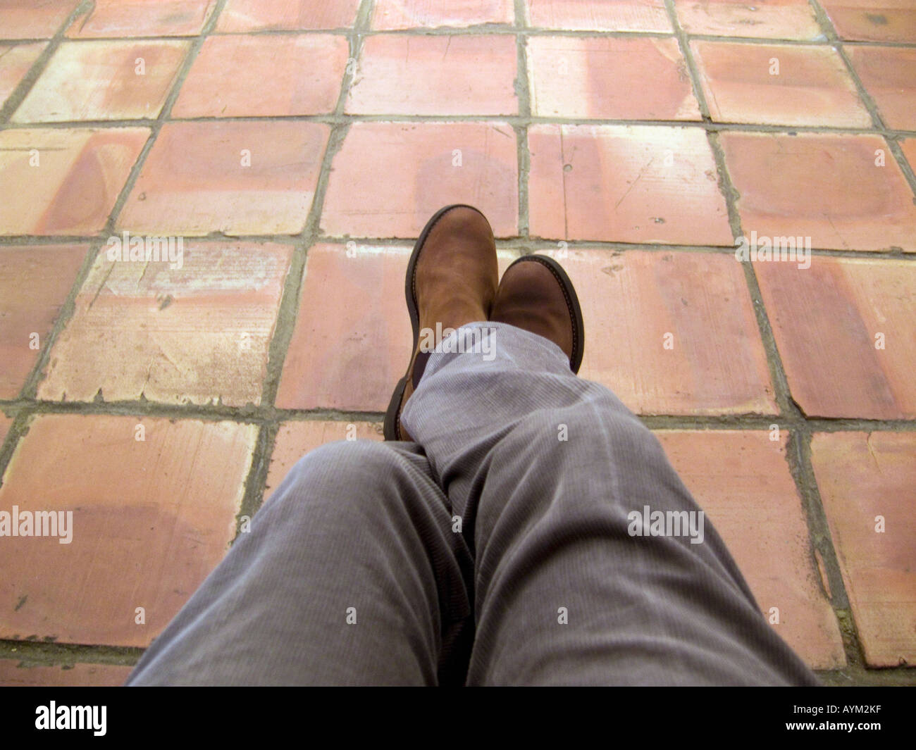 Feet on floor hi-res stock photography and images - Alamy