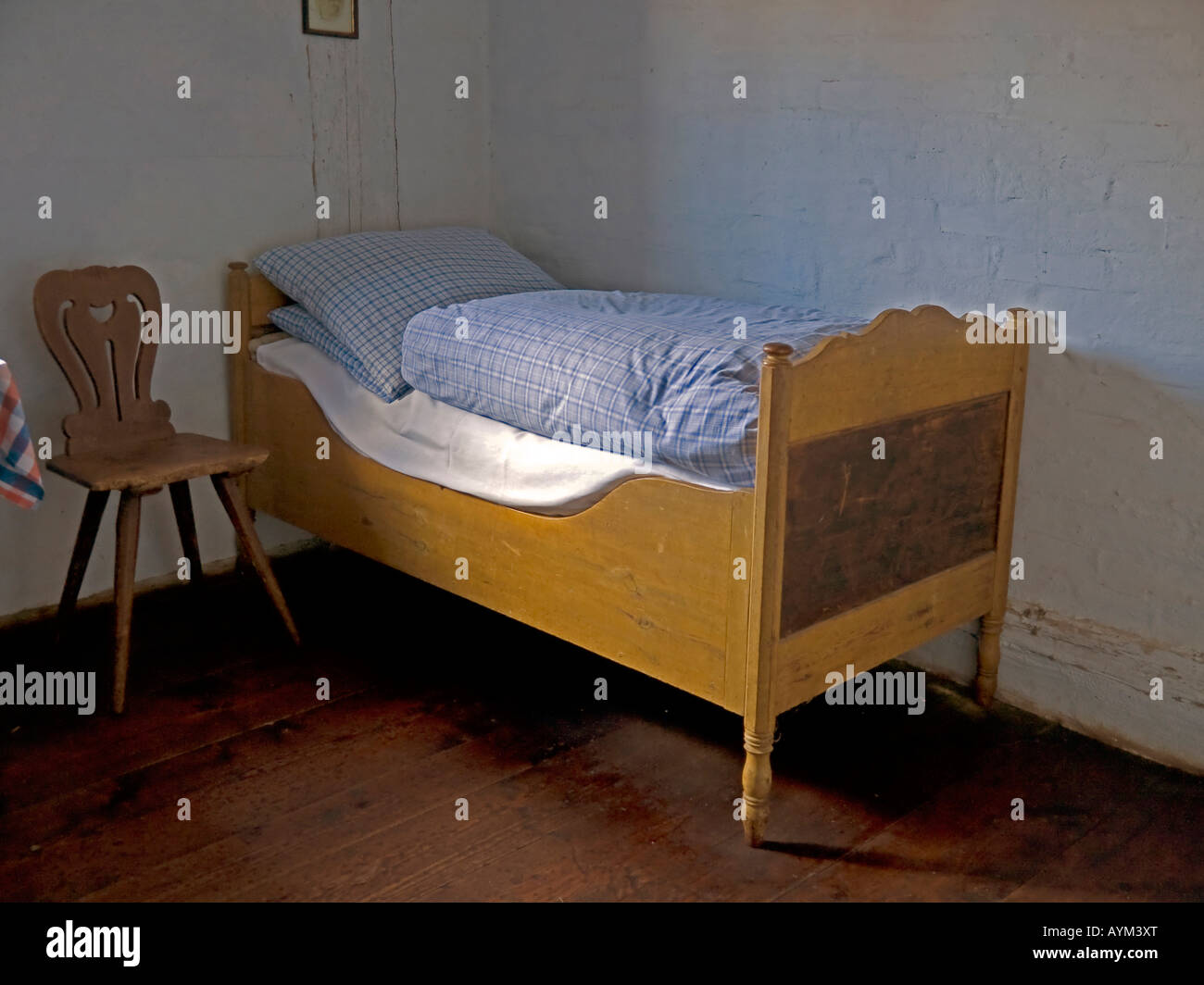 Peasant bed High Resolution Stock Photography and Images - Alamy