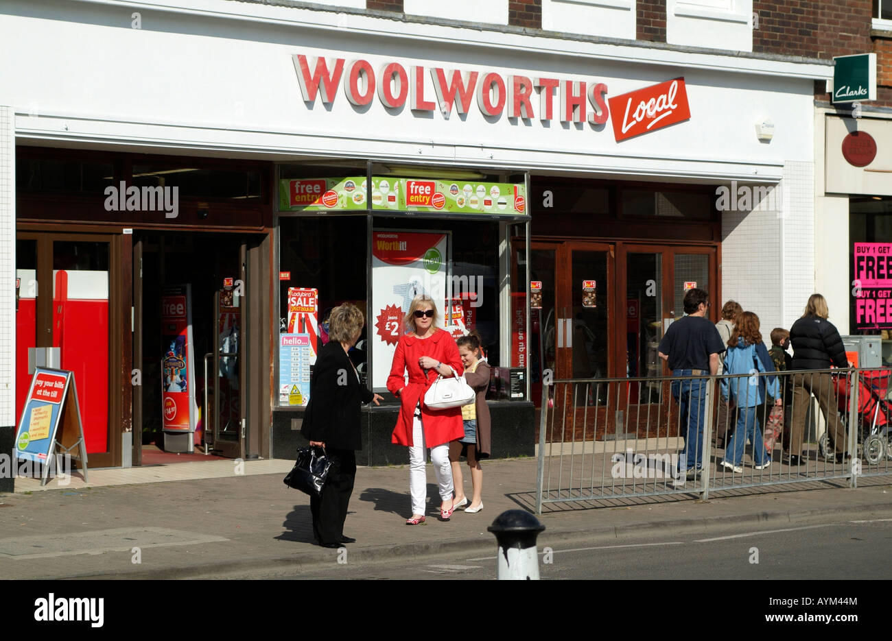 Woolworths Local Store in Wantage Oxfordshire England Stock Photo - Alamy