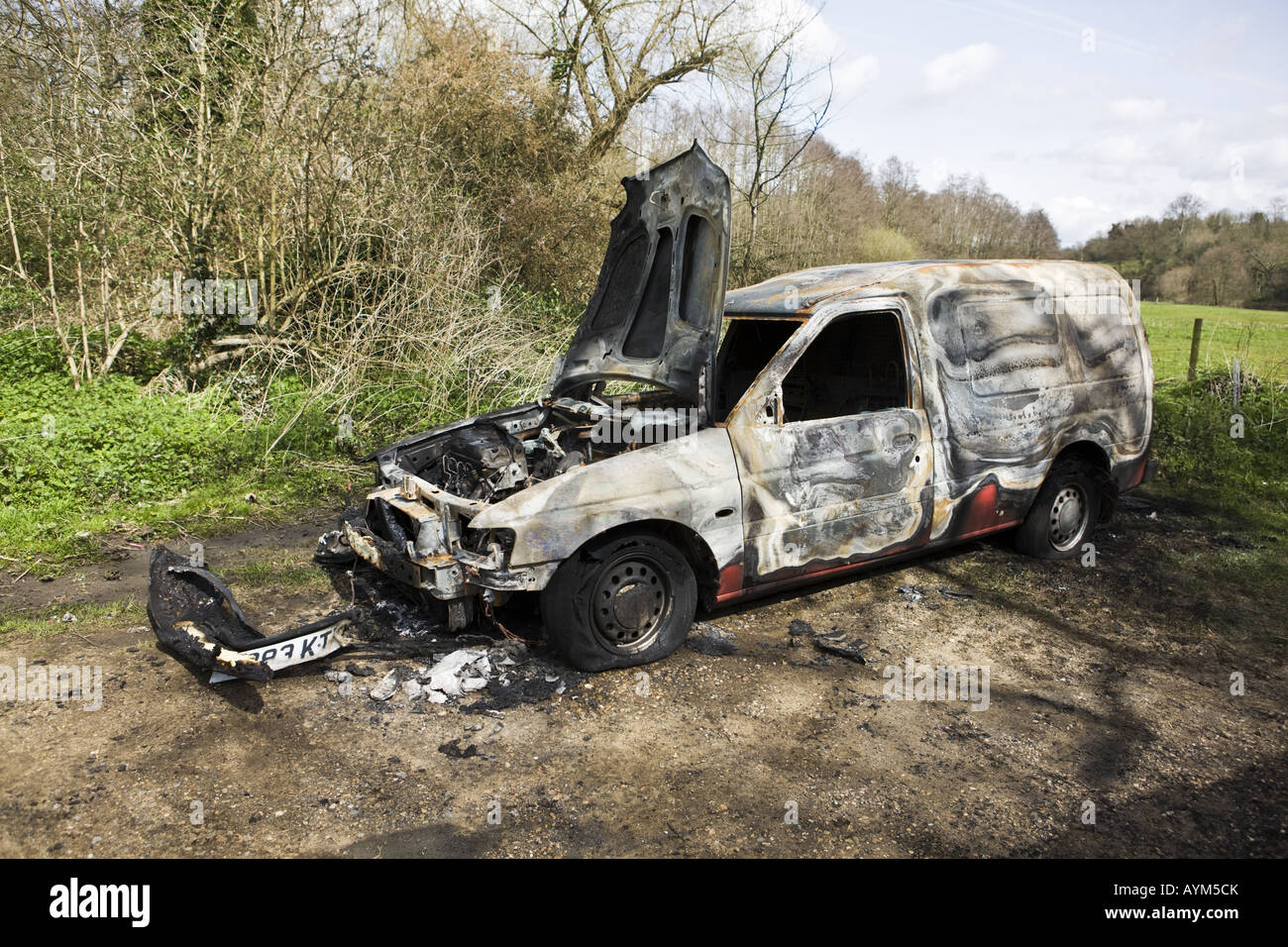 Burnt out van arson hi-res stock photography and images - Alamy
