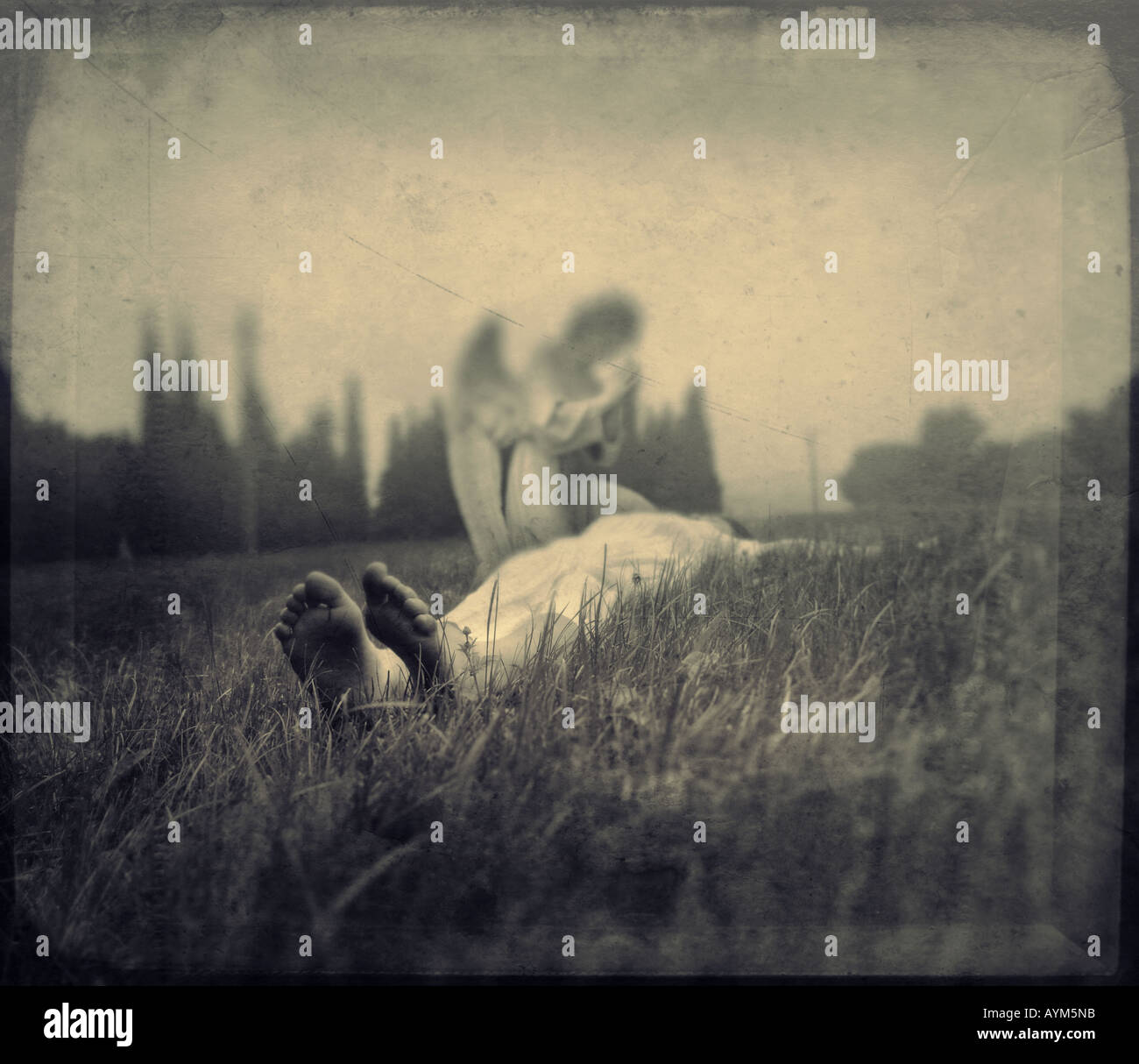 Angel of the guard hi-res stock photography and images - Alamy