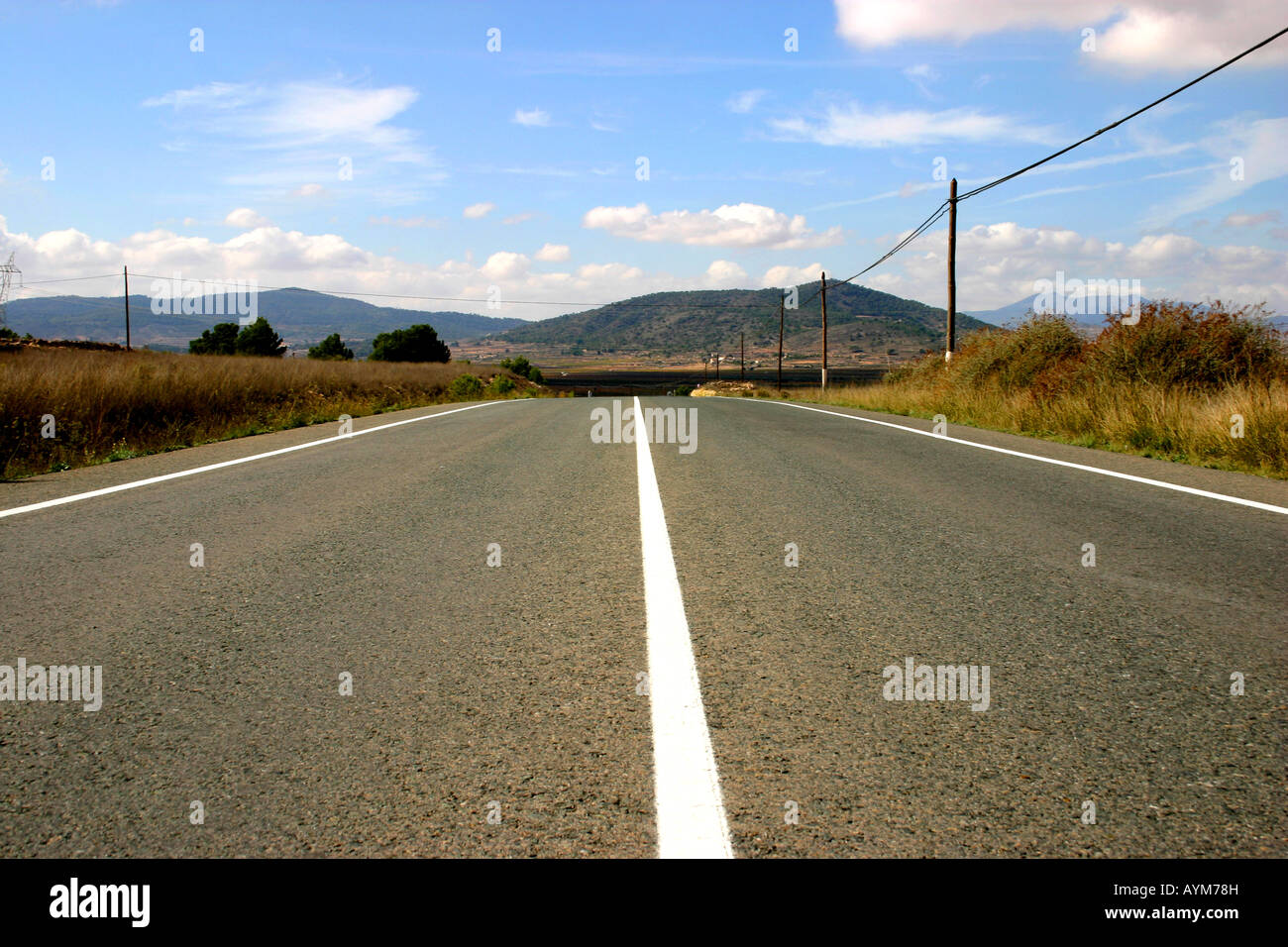 Asphalt road centerline hi-res stock photography and images - Alamy