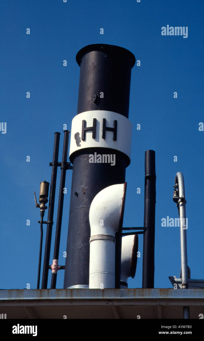 Chimney of a ship hi-res stock photography and images - Alamy