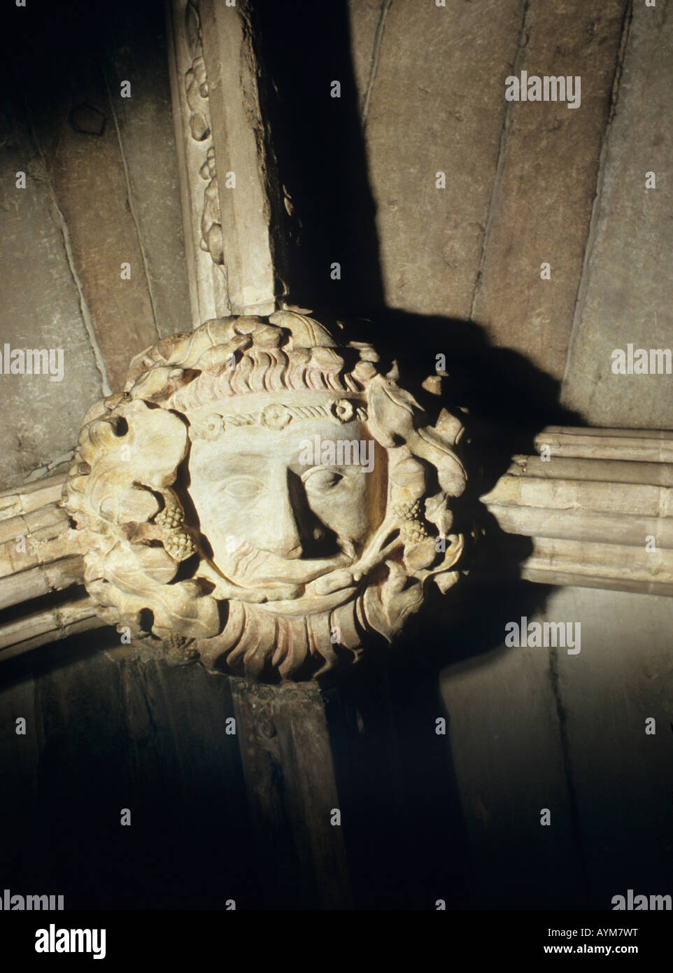 Decorative keystone hi-res stock photography and images - Alamy