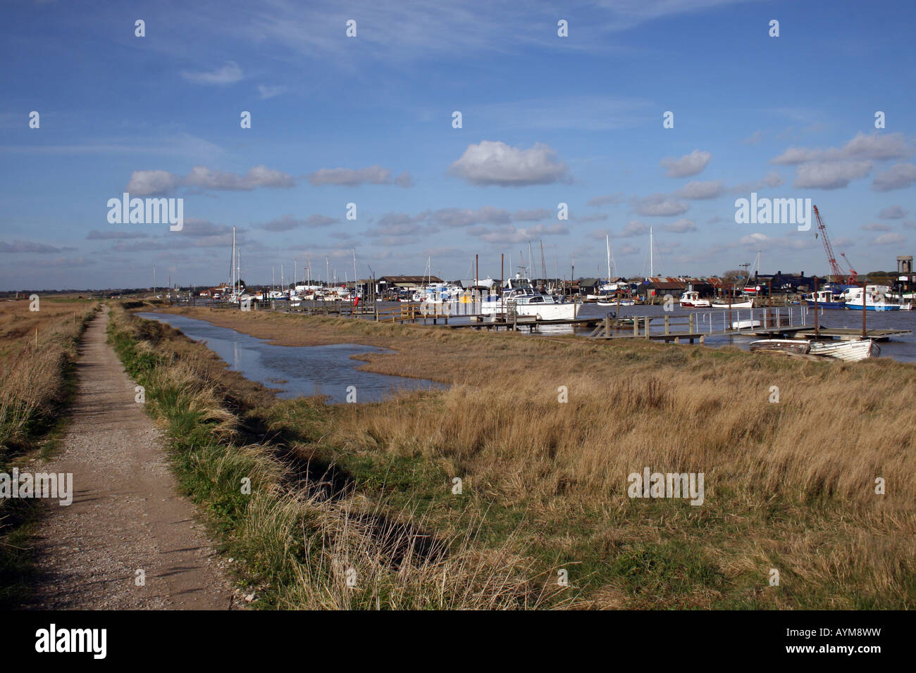 THE RIVER BLYTH AT WALBERSWICK. SUFFOLK. ENGLAND Stock Photo - Alamy