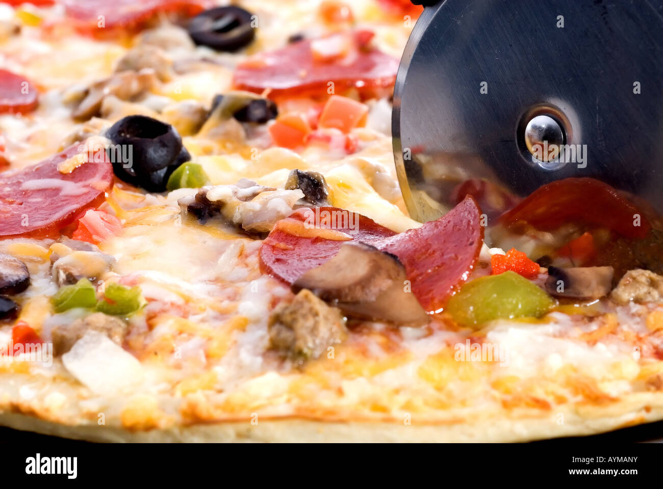 A closeup of freshly cooked pizza Stock Photo - Alamy