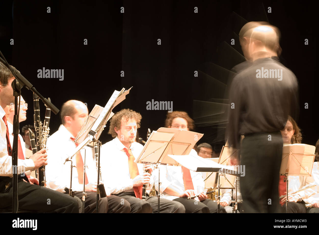 Conducting orchestra hi-res stock photography and images - Alamy