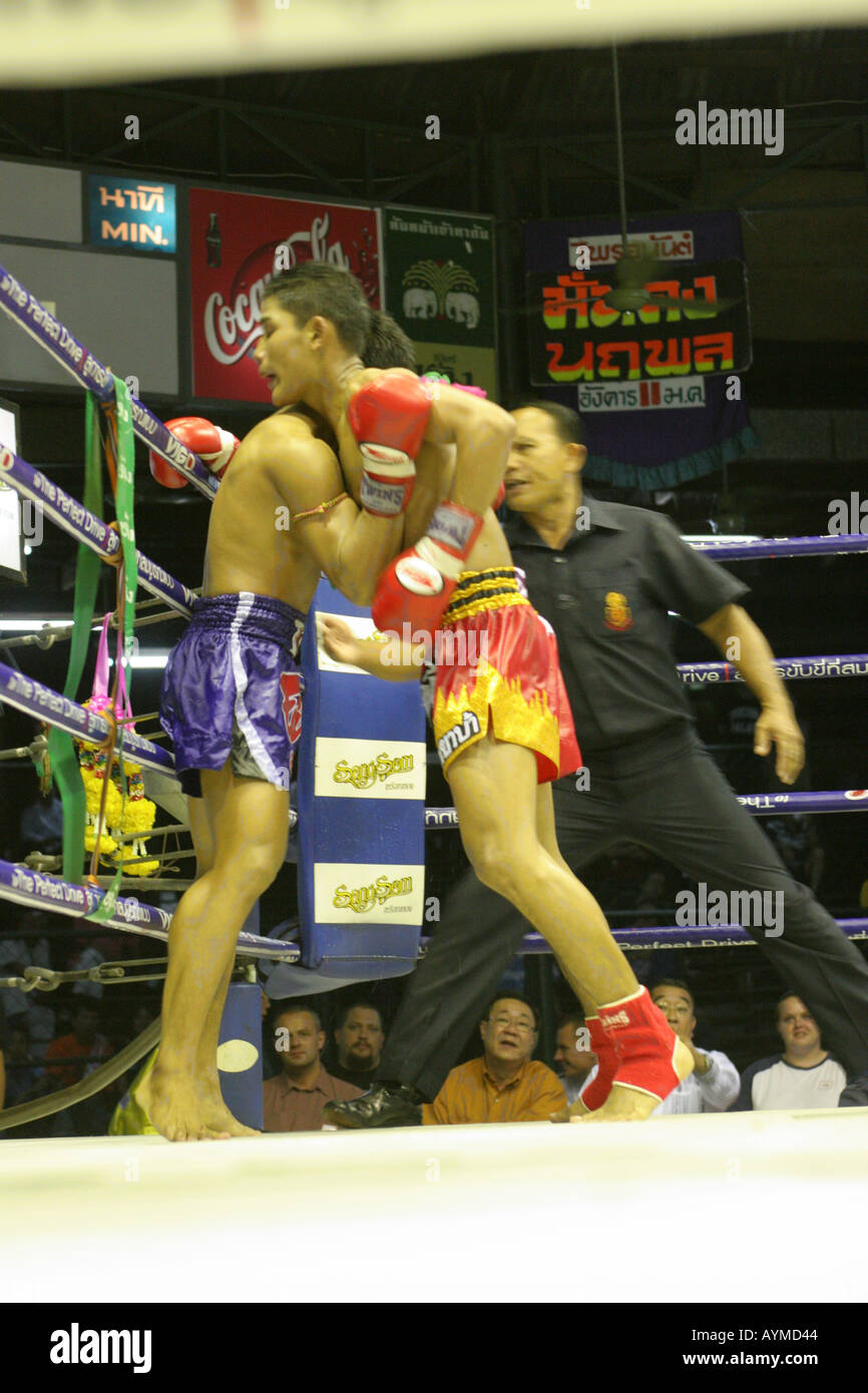 Kick Boxing Contest Lumpini Stadium Bangkok Thailand Stock Photo - Alamy