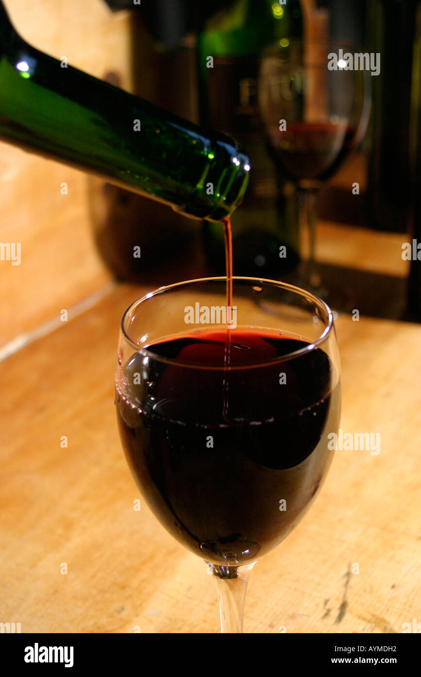 Last drop of wine bottle hi-res stock photography and images - Alamy