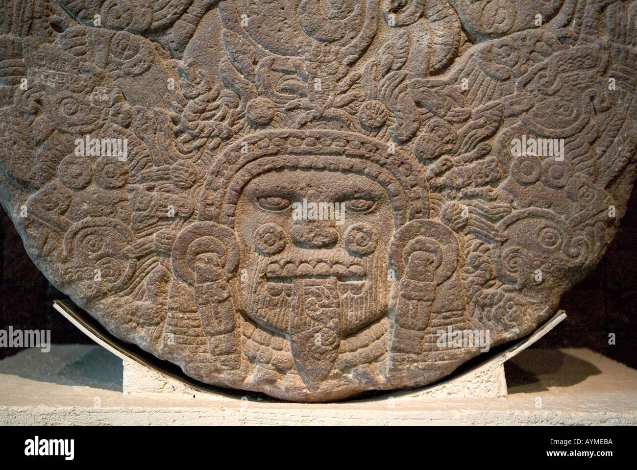 Aztec calendar stone hi-res stock photography and images - Alamy