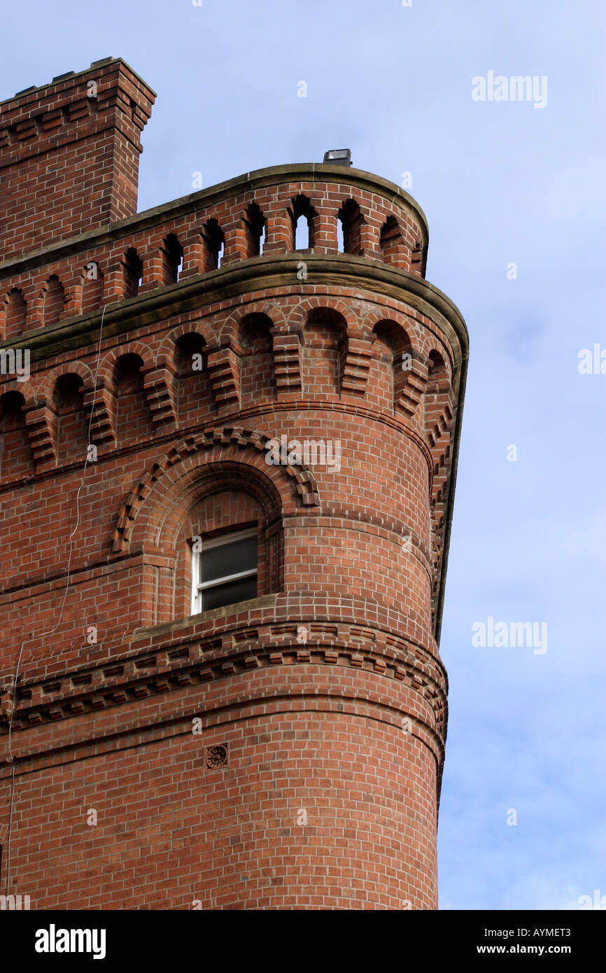 Victorian bridge leeds hi-res stock photography and images - Alamy