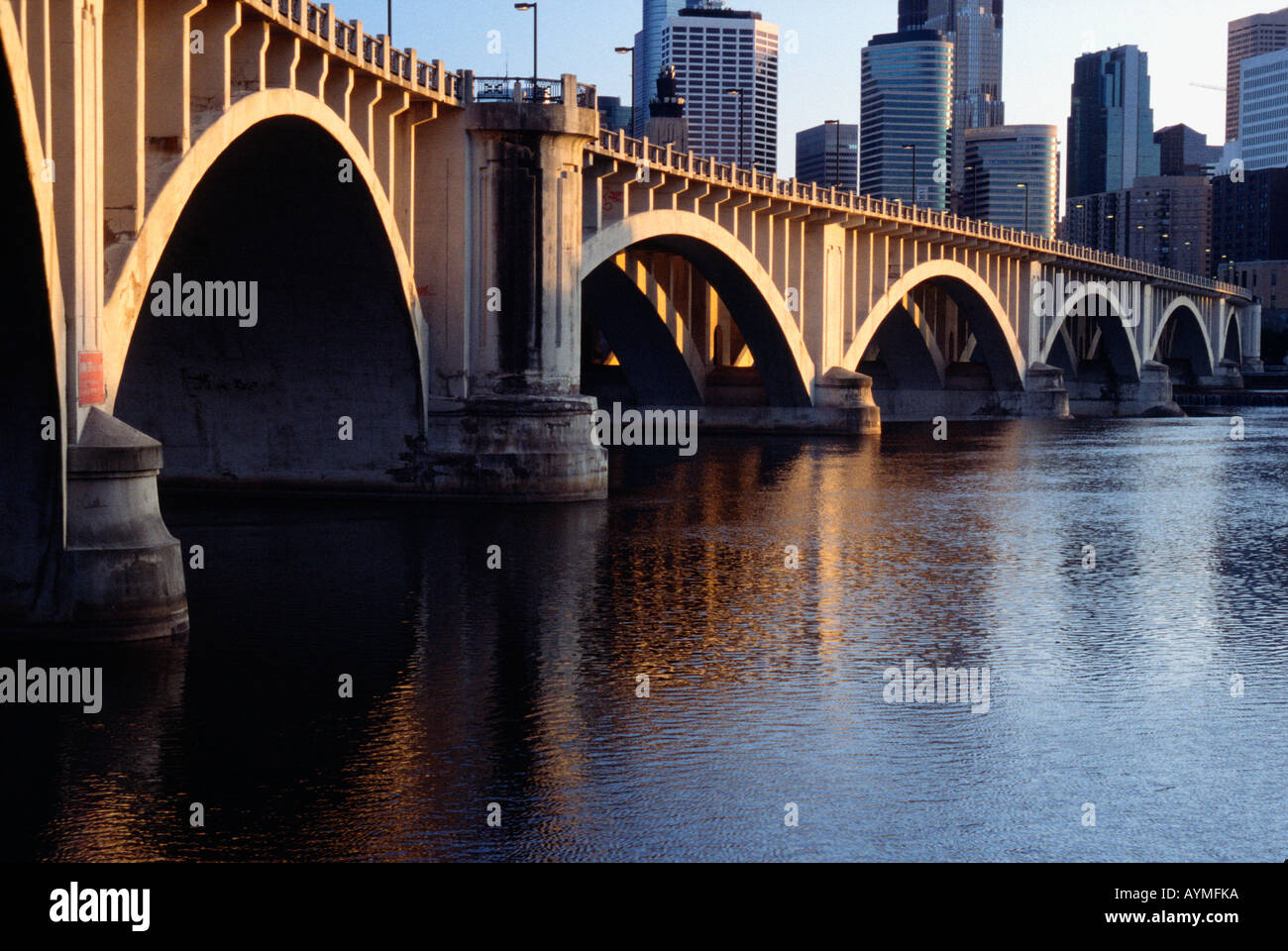 The Third Avenue Bridge crosses the Mississippi River to downtown ...