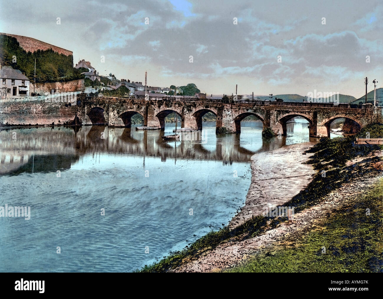 Llandeilo bridge hi-res stock photography and images - Alamy